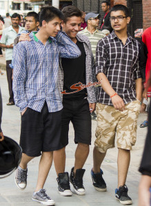 Street Fashion – Street Nepal