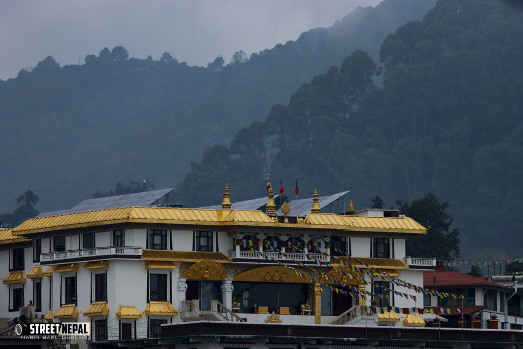 WHITE GUMBA/SETO GUMBA – Street Nepal